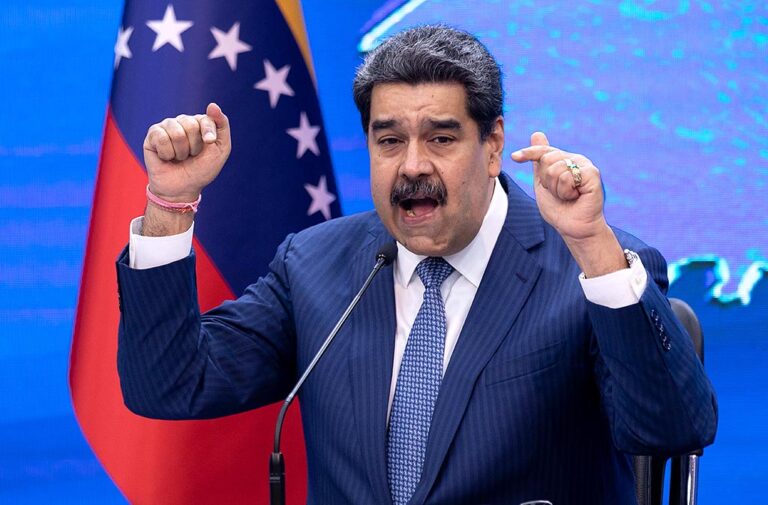 Trump ustavil diplomatske stike z Venezuelo: možnost vojaške eskalacije ...